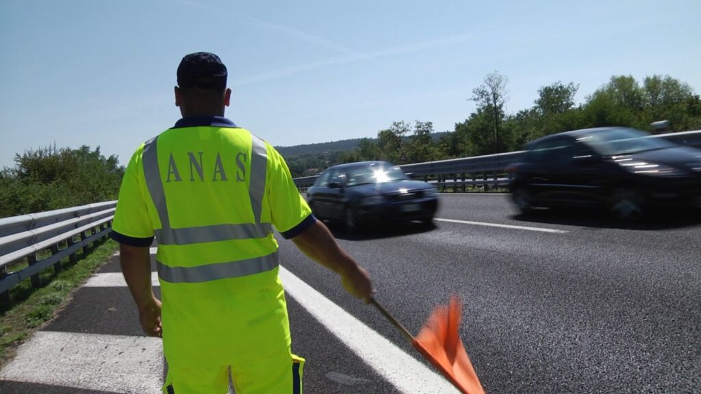Anas: le indicazioni sulle strade più trafficate - Agenpress